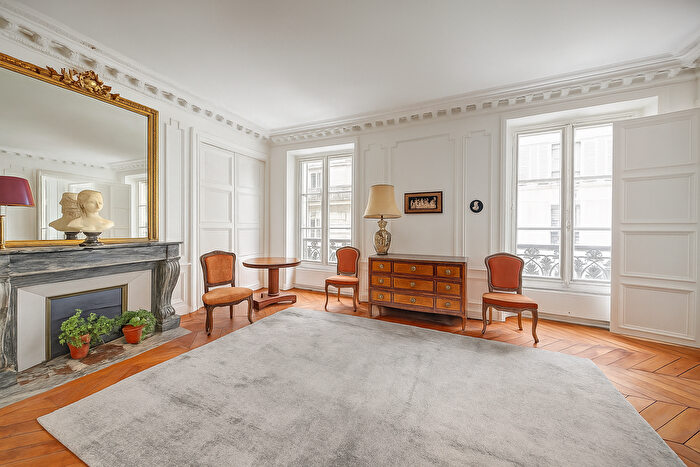 Appartement à vendre - Paris e , Elysée, Madeleine - 5 pièces - 3 chambres