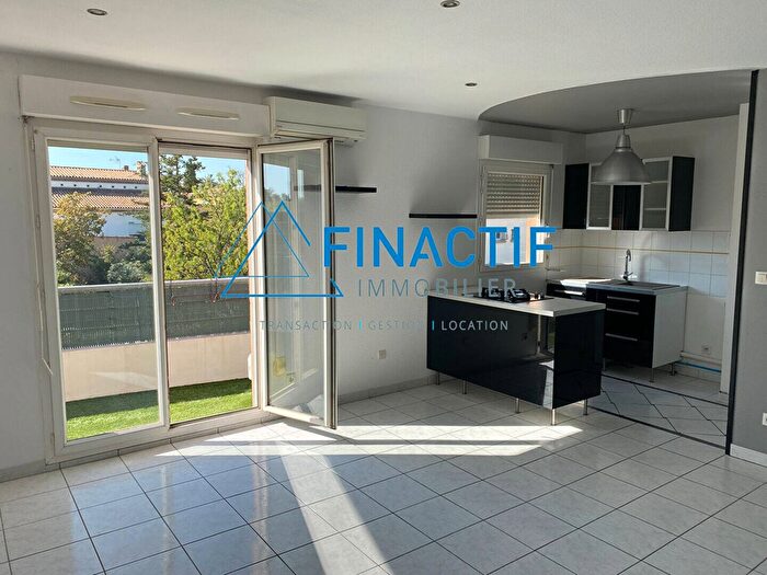 Campagne, Miramas - Appartement 2 pièces à louer