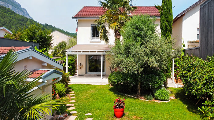 Maison 4 pièces à vendre à Corenc