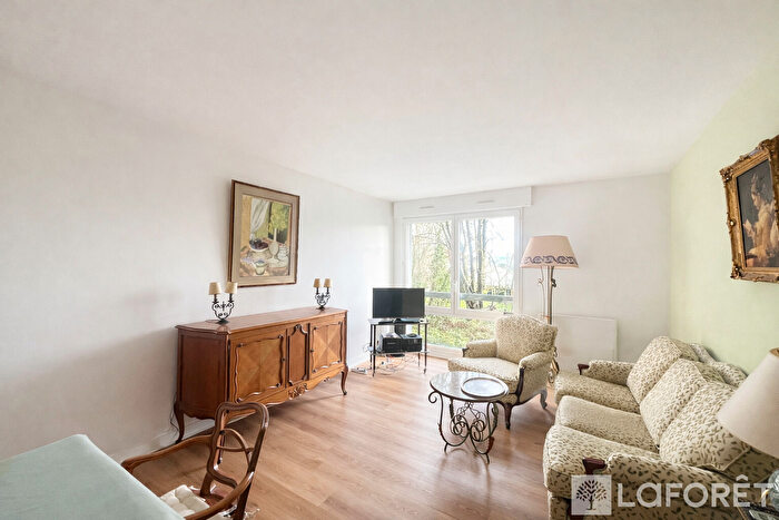 Appartement à vendre - Sèvres, Les Bruyères - 3 pièces - 2 chambres