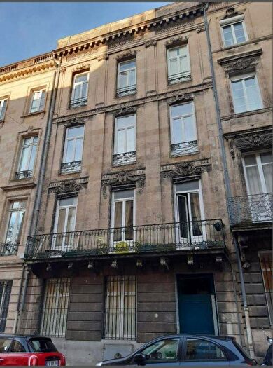 Appartement à louer - Jardin Public, Bordeaux - 3 pièces - 2 chambres