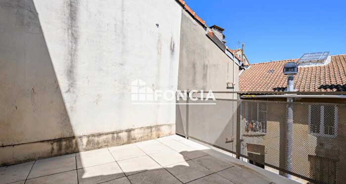 Appartement 2 pièces à Avignon, Palais des Papes, Zone Piétonne, à vendre