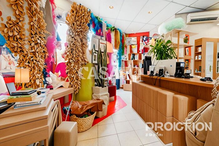 Appartement à vendre - Antibes, Coeur de ville - 3 pièces - 2 chambres