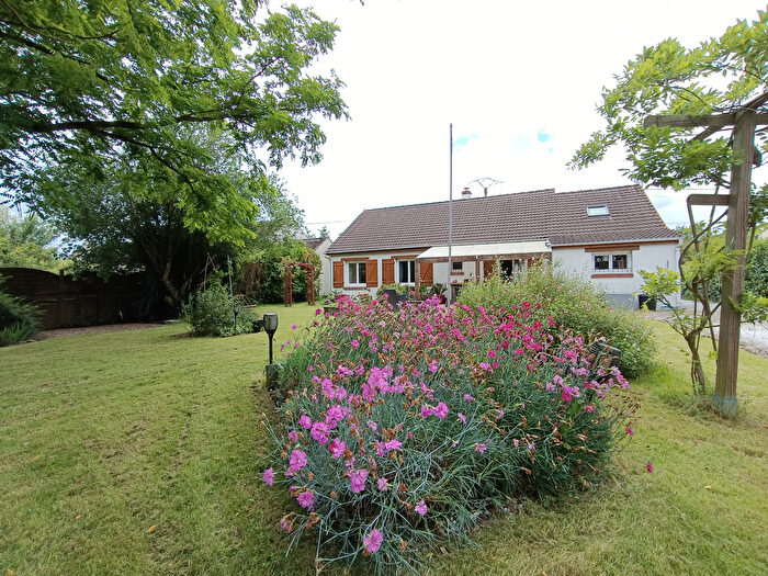 Maisons à vendre et appartements à louer - 1