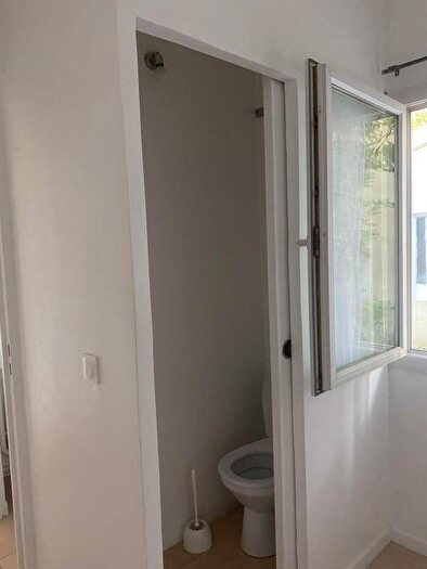 Maison à louer - Ormesson-Jean Jaurès, Épinay-sur-Seine - 2 pièces - 1 chambre