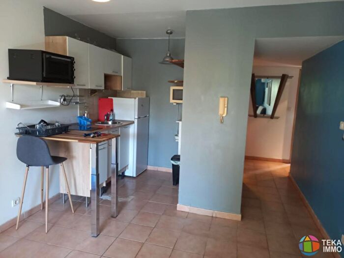 Appartement 1 pièce à Saint-Denis, à louer