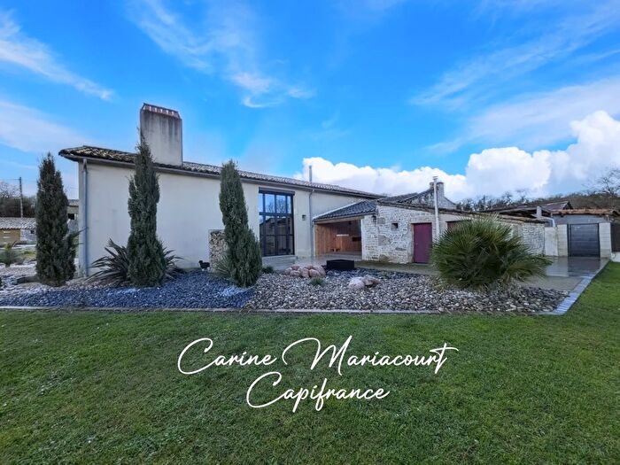 Maison à vendre - Aigonnay - 6 pièces - 3 chambres