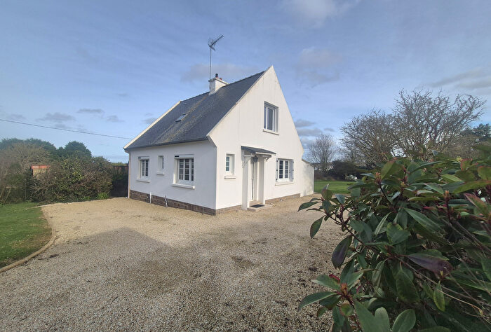 Maison à louer - Trébeurden - 4 pièces - 3 chambres