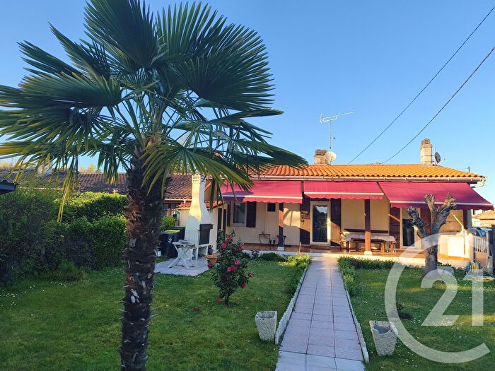 Maison à vendre - Saint-Vivien-de-Médoc - 4 pièces - 3 chambres