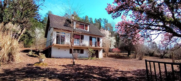 Maison à vendre - Argentat - 5 pièces - 3 chambres