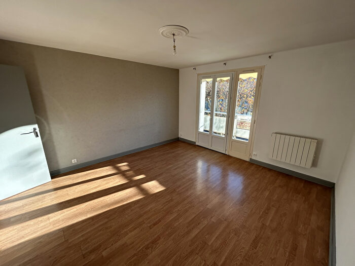 Appartement à louer - Auch, Faubourgs - 4 pièces - 3 chambres