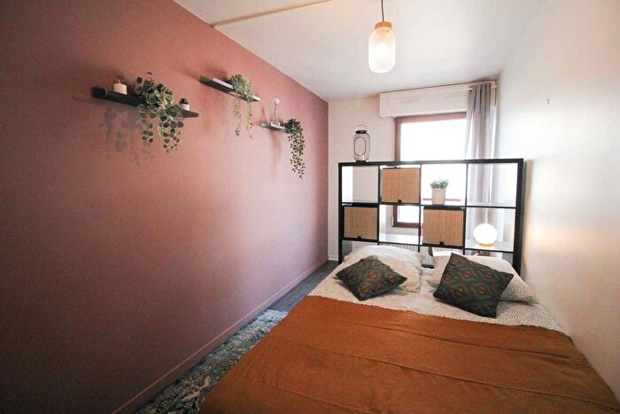 Appartement à louer - Rueil sur Seine-Plaine-Gare, Rueil-Malmaison - 1 pièce