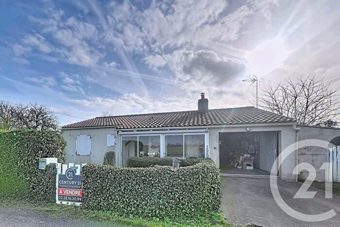 Maison à vendre - Les Magnils-Reigniers - 3 pièces - 2 chambres