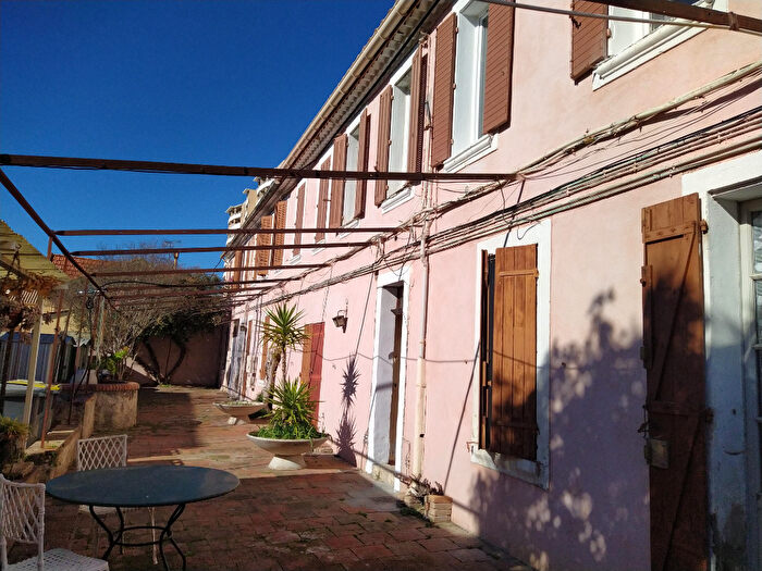 Toulon, L'Escaillon : Appartement 2 pièces à louer