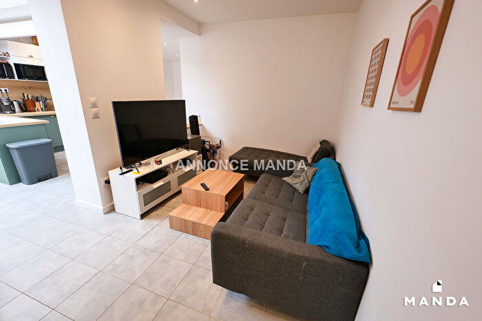 Hellemmes-Lille, Hellemmes, Barrière : Appartement 7 pièces à louer