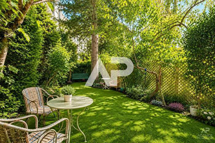 Rueil-Malmaison, Coeur de Ville : Maison 6 pièces à vendre