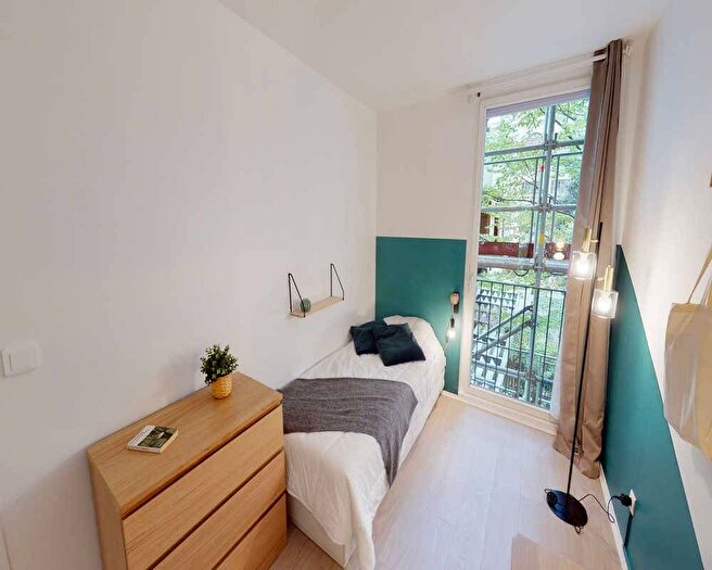 Appartement à louer - Patay-Masséna, Paris ème arrondissement - 7 pièces - 7 chambres