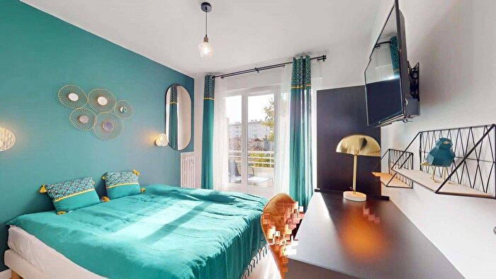 Appartement à louer - Champ de Mars, Toulon - 1 pièce