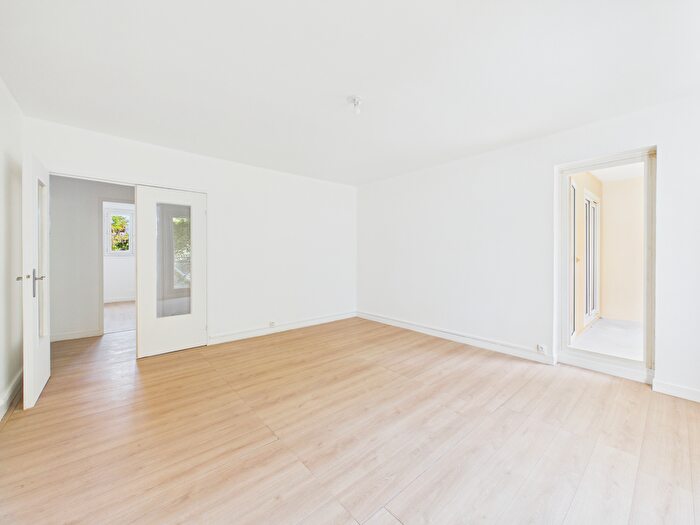 Saint-Cyr-l'École, Gérard Philippe : Appartement 3 pièces à vendre