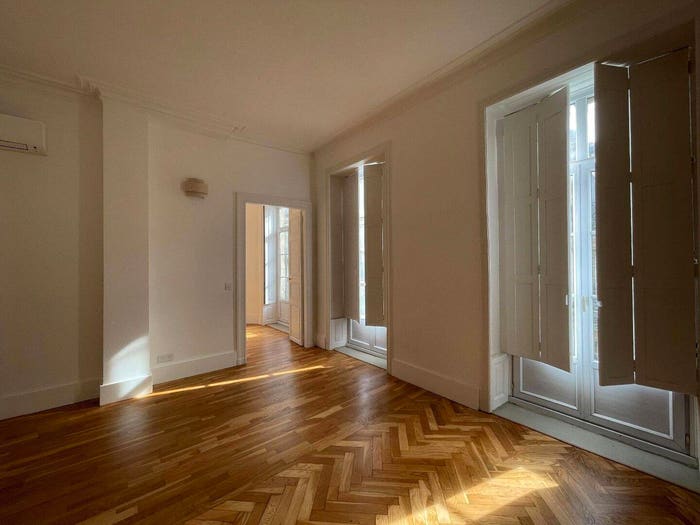 Centre Historique, Montpellier : Appartement 2 pièces à louer