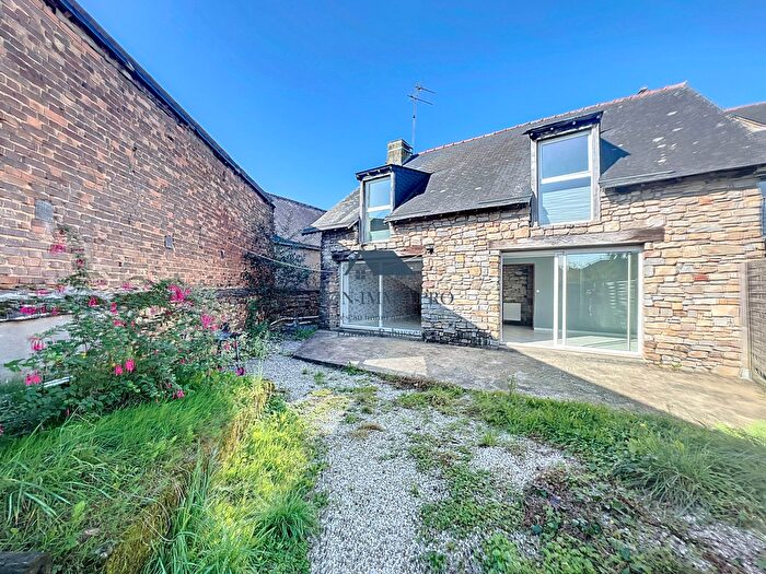 Maison à vendre - Laillé - 7 pièces - 5 chambres