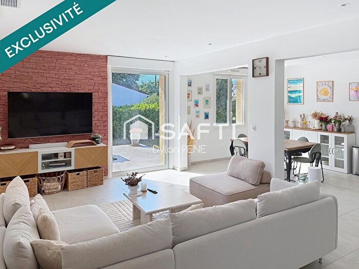 Maison 4 pièces à Saint-Symphorien, à vendre