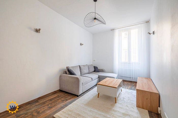 Acropolis, Nice : Appartement 2 pièces à louer