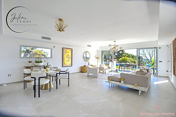 Maison à vendre - Antibes, Rabiac, Carriat, Les Semboules, Les Brusquets - 5 pièces - 4 chambres