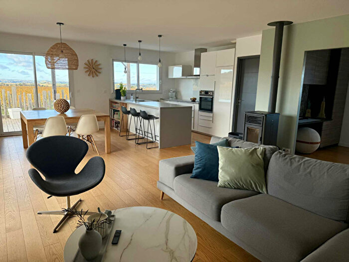 Maison 4 pièces à vendre à Palaja