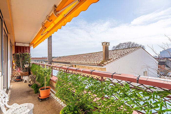 Appartement à vendre - Talence, Saint-Genès, La Médoquine, Haut-Brion - 4 pièces - 2 chambres