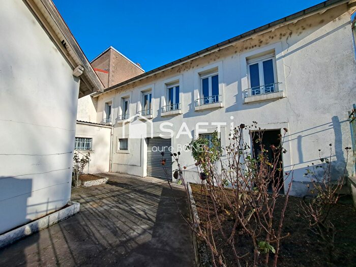 Maison à vendre - Neufchâteau - 6 pièces - 2 chambres
