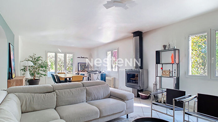 Maison à vendre - Carpentras - 6 pièces - 4 chambres