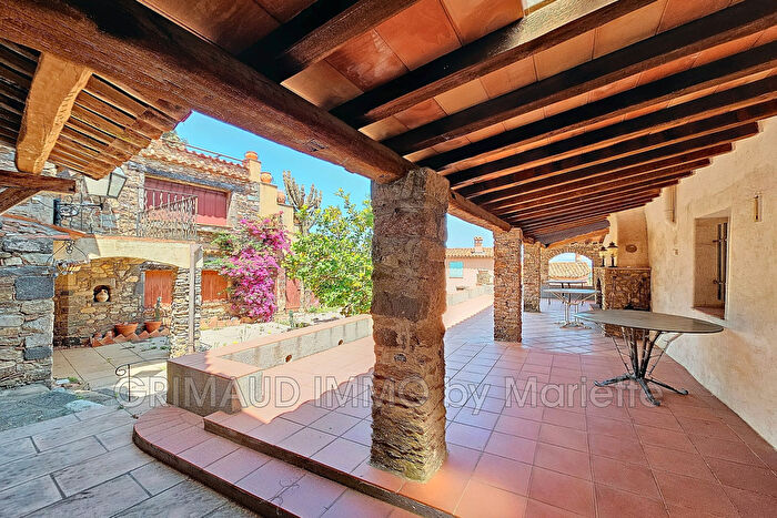 Grimaud - Maison 14 pièces à vendre