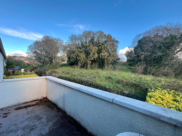 Appartement à vendre - Uzès - 3 pièces - 2 chambres