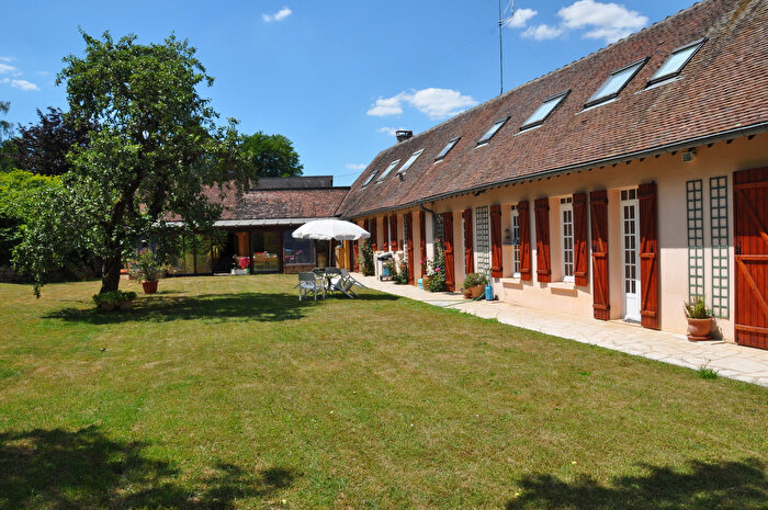Pailly : Maison 11 pièces à vendre