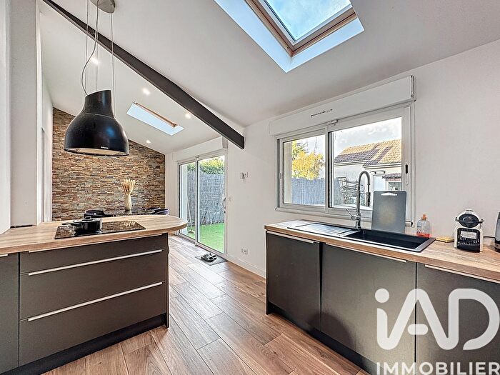 Maison à vendre - Moissy-Cramayel, Les Grès - 5 pièces - 3 chambres