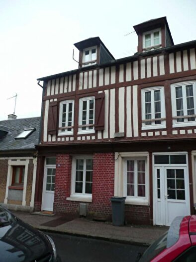 Maison à louer - Yvetot, Centre-ville, Couvent - 3 pièces - 2 chambres