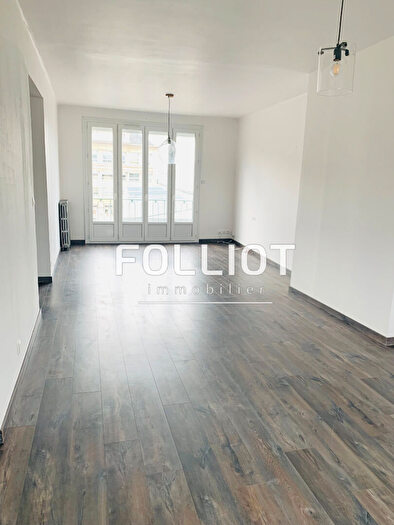Appartement à louer - Saint-Lô, Nord - 4 pièces - 2 chambres