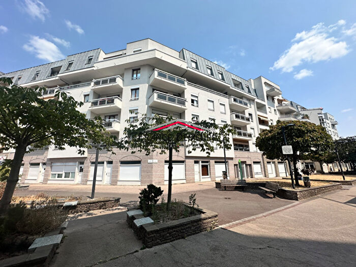 Franconville, Hôtel de Ville : Appartement 1 pièce à vendre