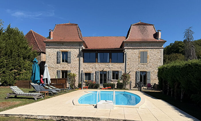 Lissac-et-Mouret : Maison 8 pièces à vendre