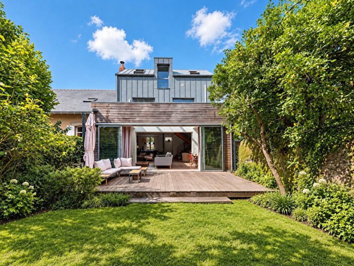 Maison 8 pièces à vendre - Nantes, Saint-Clément, Jardin des plantes, Caserne Lamoricière