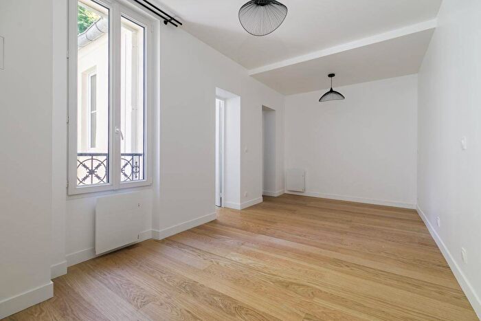 Carnot Gambetta, Suresnes - Appartement 1 pièce à louer