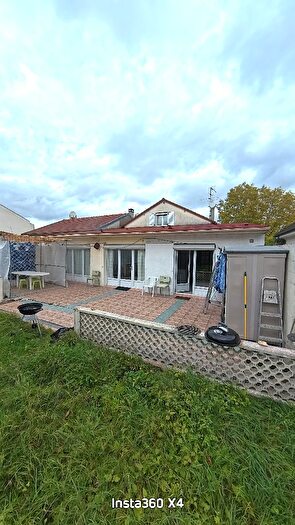 Maison à vendre - Bonneuil-sur-Marne, Haut-Bonneuil - 7 pièces - 4 chambres