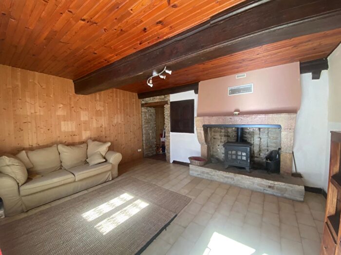 Maison 4 pièces à vendre à Sombernon