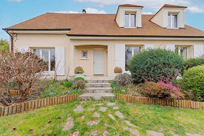 Le Mesnil-le-Roi - Maison 8 pièces à vendre