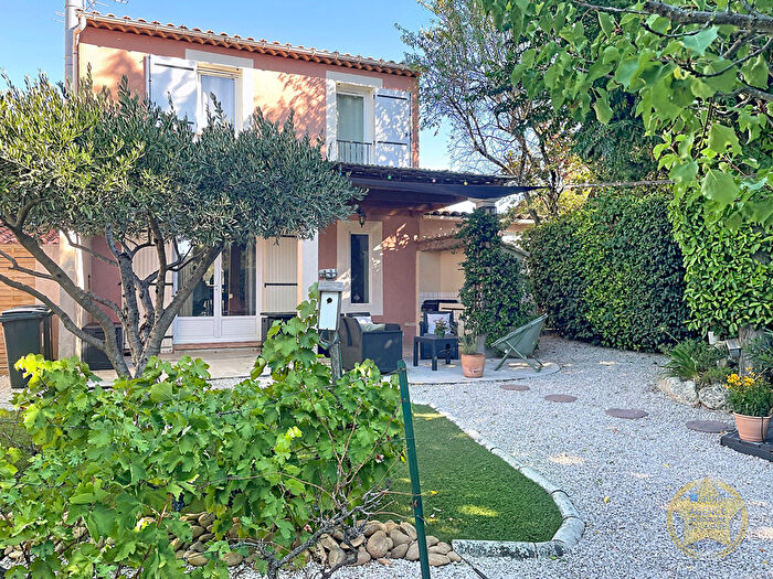 Maison 4 pièces à vendre - Villeneuve-lès-Avignon, Charbonnières