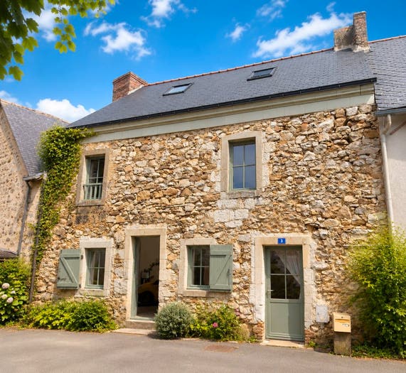 Maison 5 pièces à Montreuil-sur-Loir, à vendre