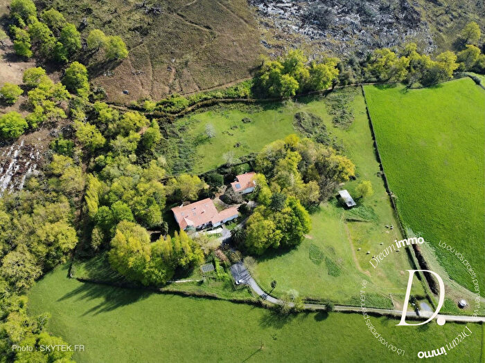 Maison à vendre - Isturits - 7 pièces - 5 chambres