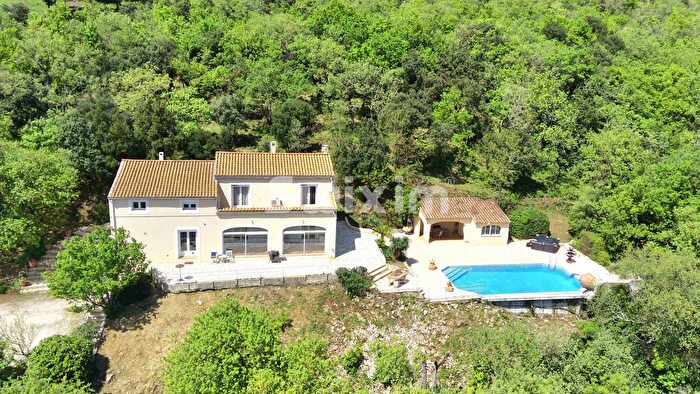 Maison à vendre - Savasse - 6 pièces - 4 chambres