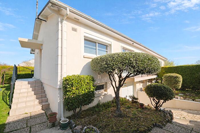 Maison à vendre - Ecquevilly - 4 pièces - 3 chambres